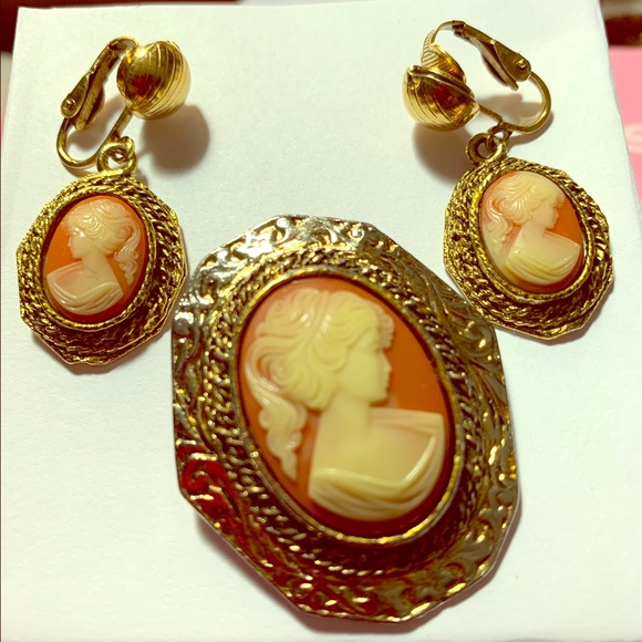 Operi | Jewelry | Operi Antique Cameo Clip Earrings Charmpin Set | Poshmark